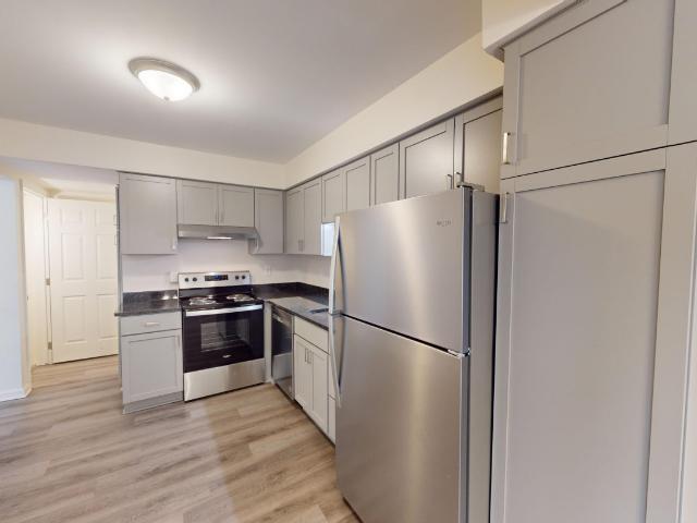 2 BR, 1.5 BA Apartment 41668 Huntington Drive Unit 25, Sterling Heights, MI 48313