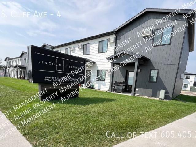 2 BR, 1.5 BA Apartment 413 S. Cliff Ave, Harrisburg, SD 57032