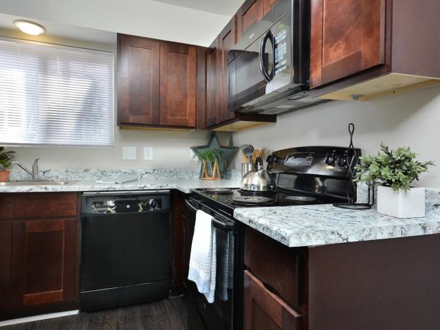 2 BR, 1.5 BA Apartment 425 Woodstream Trl Unit 419 419 B, Fayetteville, NC 28314