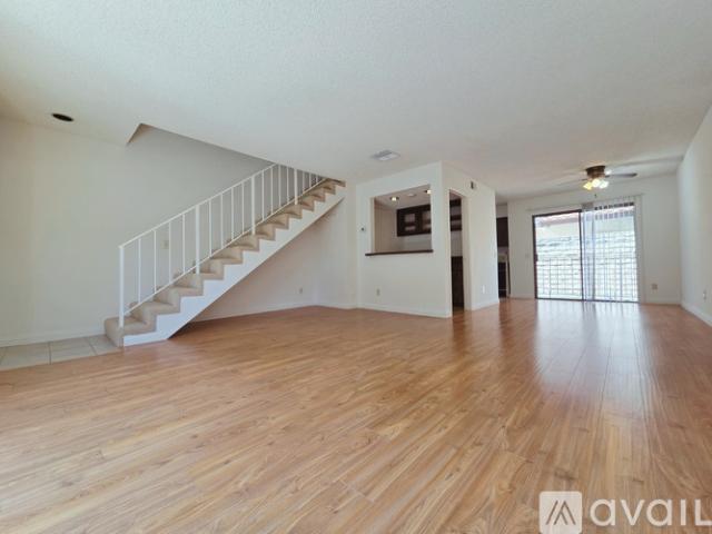 2 BR, 1.5 BA Apartment 426 W Dryden St, Unit 102, Glendale, CA 91202