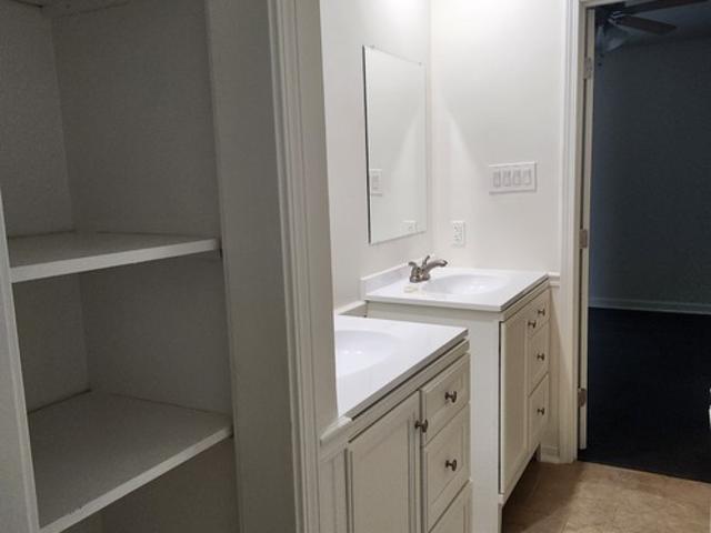 2 BR, 1.5 BA Apartment 434 Longwood Ct, Unit D, Baton Rouge, LA 70806