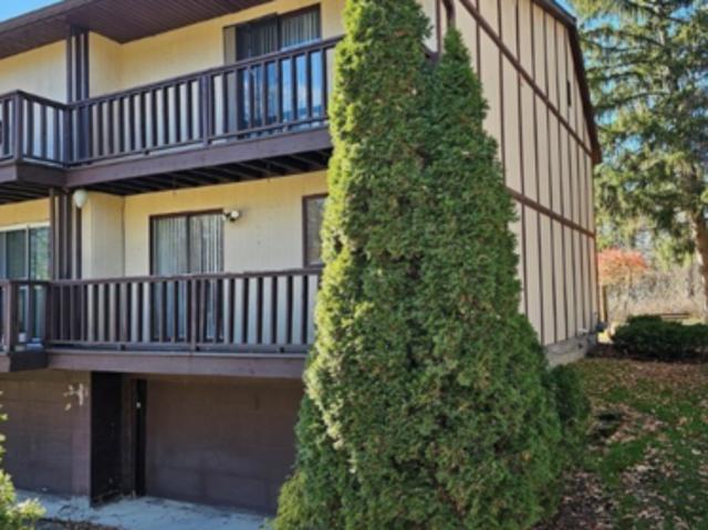 2 BR, 1.5 BA Apartment 4353 Sampson Road, Unit Unit 1 Rm 1, Youngstown, OH 44505