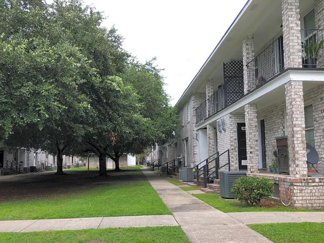 2 BR, 1.5 BA Apartment 4301 Bream Road Unit 32, North Charleston, SC 29418