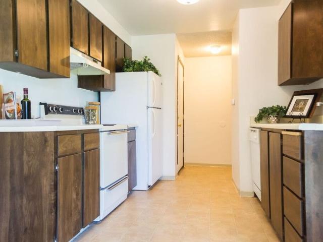 2 BR, 1.5 BA Apartment 4302 West Hood Avenue Unit B0014, Kennewick, WA 99336