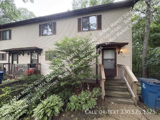 2 BR, 1.5 BA Apartment 4314 S. Main Street, Akron, OH 44319