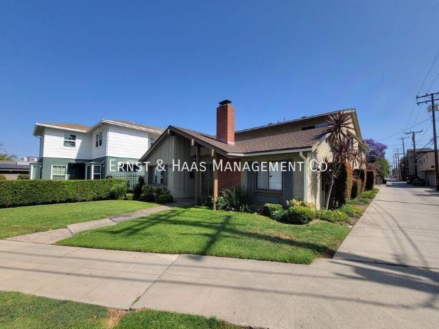 2 BR, 1.5 BA Apartment 440 E. San Antonio Dr Long Beach, CA 90807