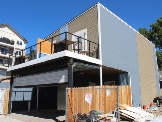 2 BR, 1.5 BA Apartment 442 East 7th Street, Reno, NV 89512
