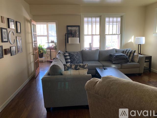 2 BR, 1.5 BA Apartment 46 E State St, Unit N, Doylestown, PA 18901