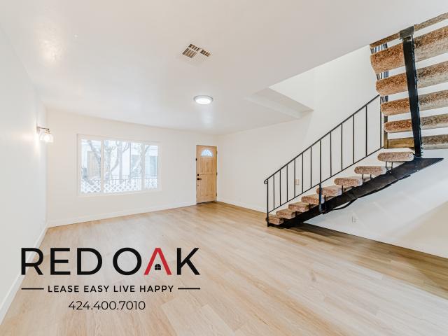 2 BR, 1.5 BA Apartment 4737 Orion Ave, Sherman Oaks, CA 91403