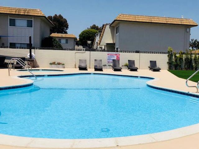 2 BR, 1.5 BA Apartment 4840 South Rose Avenue Unit 4740 D, Oxnard, CA 93033