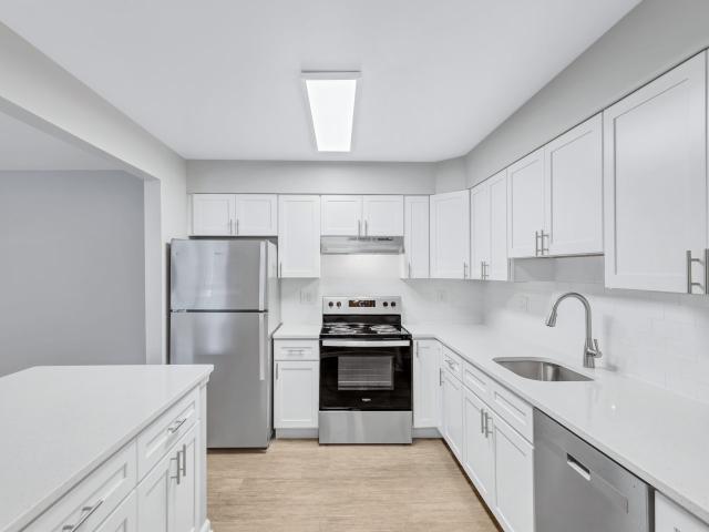 2 BR, 1.5 BA Apartment 5029 Columbia Road Unit 4993 202, Columbia, MD 21044