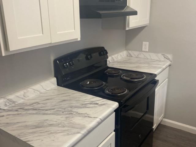 2 BR, 1.5 BA Apartment 515 Gardere Ln Unit 24, Baton Rouge, LA 70820