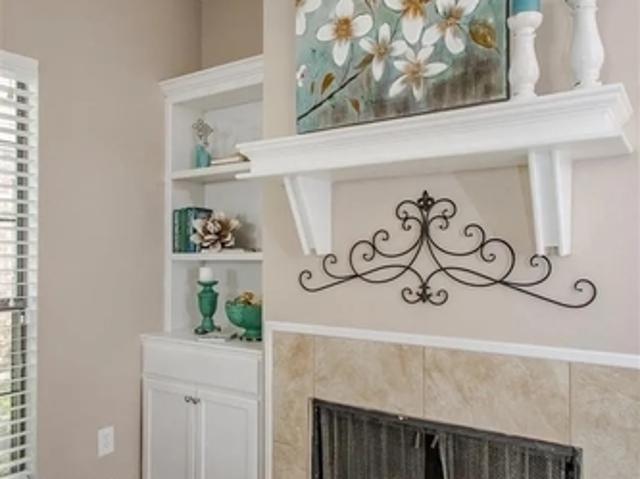 2 BR, 1.5 BA Apartment 5245 Cumberland Cove Drive, Unit Left side, Baton Rouge, LA 70817