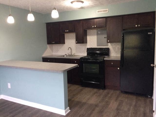 2 BR, 1.5 BA Apartment 5210 E 88th Street Unit B207, Cleveland, OH 44125