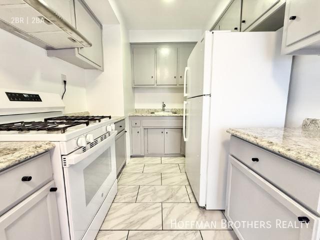 2 BR, 1.5 BA Apartment 5309 Agnes Ave, Valley Village, CA 91607