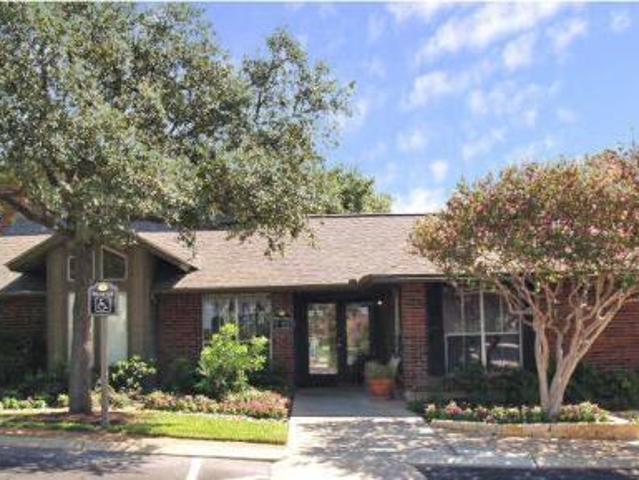 2 BR, 1.5 BA Apartment 5450 Rowley Rd Unit 103, San Antonio, TX 78240
