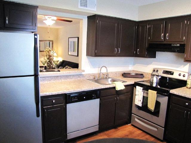 2 BR, 1.5 BA Apartment 5499 Tralee Place Unit 5404, Raleigh, NC 27609