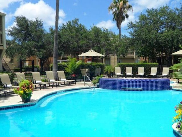 2 BR, 1.5 BA Apartment 5502 Saratoga Boulevard Unit 162, Corpus Christi, TX 78413