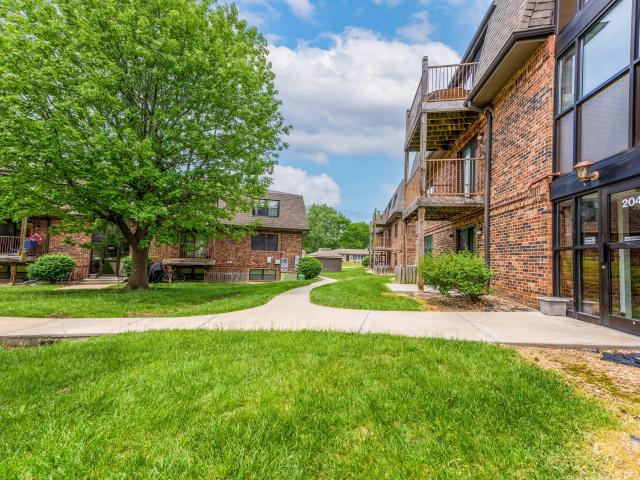 2 BR, 1.5 BA Apartment 607 Southwest 2nd Street Unit 609 C, Lees Summit, MO 64063