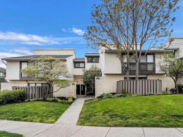 2 BR, 1.5 BA Apartment 6001 Heritage Hill Drive Unit 6398 A, Glen Burnie, MD 21061