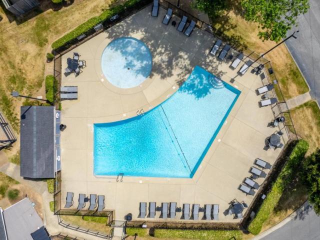 2 BR, 1.5 BA Apartment 600 Whispering Hills Drive Unit E03, Nashville, TN 37211