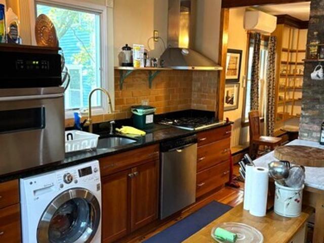 2 BR, 1.5 BA Apartment 602 Franklin St, Unit #3, Cambridge, MA 02139