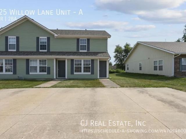 2 BR, 1.5 BA Apartment 625 Willow Lane Unit, Peculiar, MO 64078