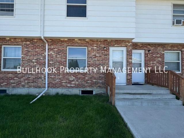 2 BR, 1.5 BA Apartment 620 13th St. W, Havre, MT 59501