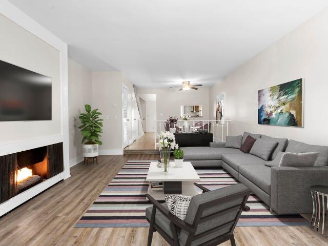 2 BR, 1.5 BA Apartment 6220 Bristol Parkway Unit 6210B203, Culver City, CA 90230