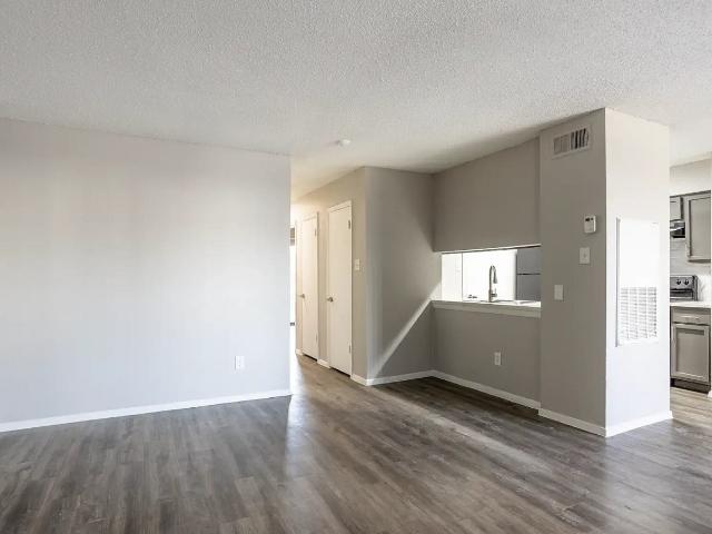 2 BR, 1.5 BA Apartment 6407 Springdale Road Unit 9206, Austin, TX 78723