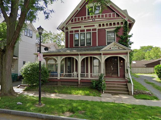 2 BR, 1.5 BA Apartment 65 Marshall St, Rochester, NY 14607