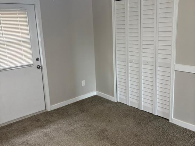 2 BR, 1.5 BA Apartment 65 W 8th St, Unit 65, Atlantic Beach, FL 32233