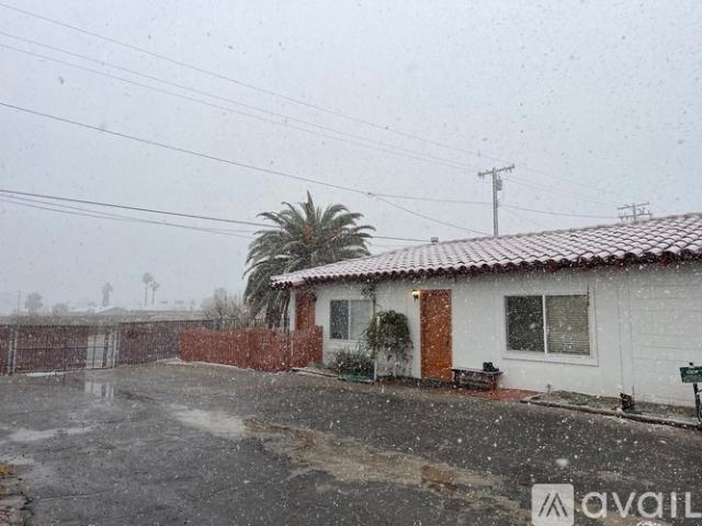 2 BR, 1.5 BA Apartment 6757 Adobe Road, Unit 4, Twentynine Palms, CA 92277