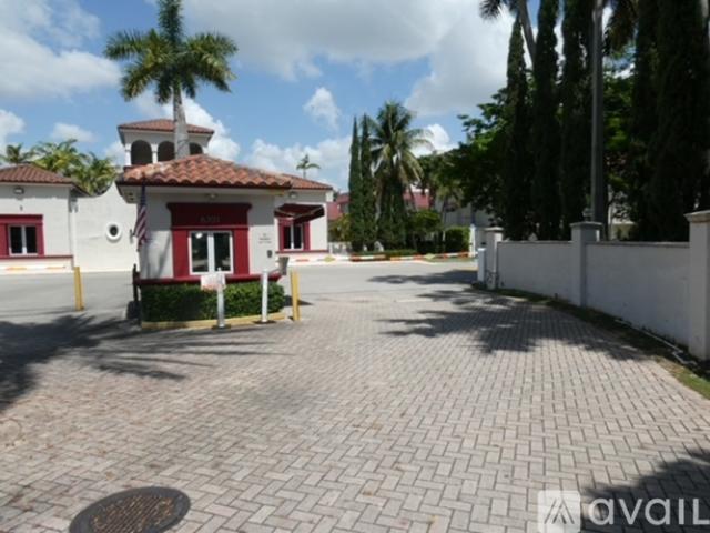 2 BR, 1.5 BA Apartment 6709 North Kendall Drive, Unit 220, Miami, FL 33156