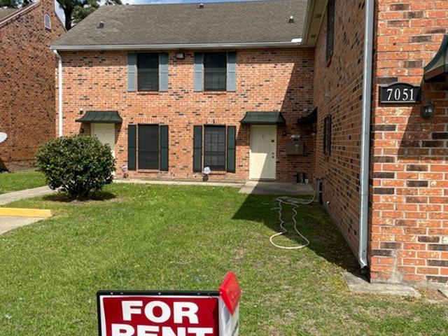2 BR, 1.5 BA Apartment 7051 Perkins Place Court, Unit B, Baton Rouge, LA 70808
