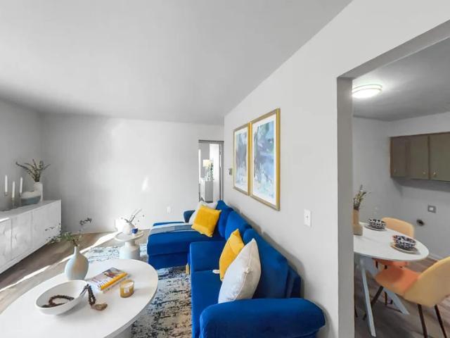 2 BR, 1.5 BA Apartment 700 Keswick Cir Unit 15 721, Dayton, OH 45426
