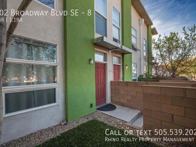 2 BR, 1.5 BA Apartment 702 Broadway Blvd SE, Albuquerque, NM 87102