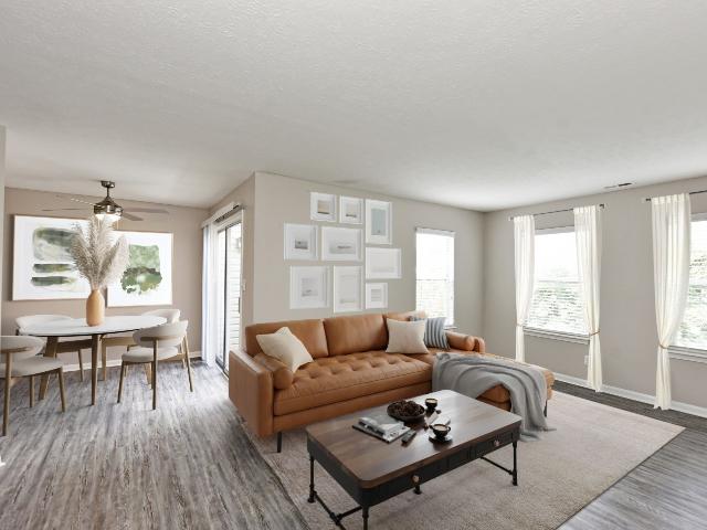 2 BR, 1.5 BA Apartment 734 Amherst Place Unit 717, Louisville, KY 40223