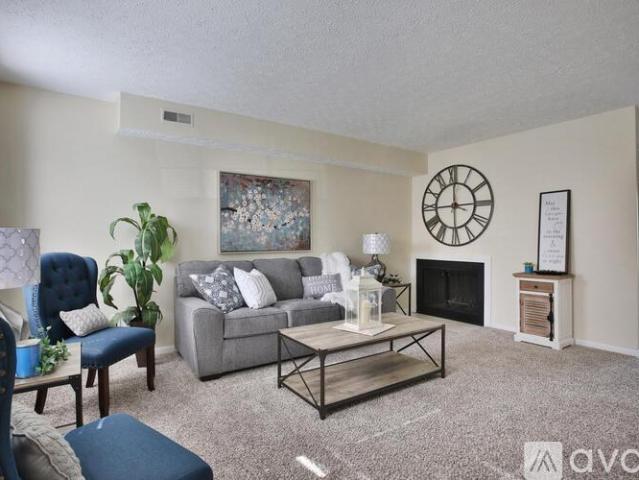 2 BR, 1.5 BA Apartment 7378 Bride Water Blvd, Unit My Cozy Condo Townhome, Columbus, OH 43235