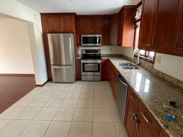 2 BR, 1.5 BA Apartment 754 16th Avenue North, Unit 754, South Saint Paul, MN 55075