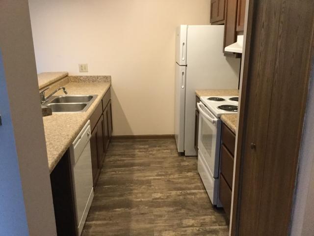 2 BR, 1.5 BA Apartment 75 N Orchard Dr Unit 0411, Warsaw, IN 46582