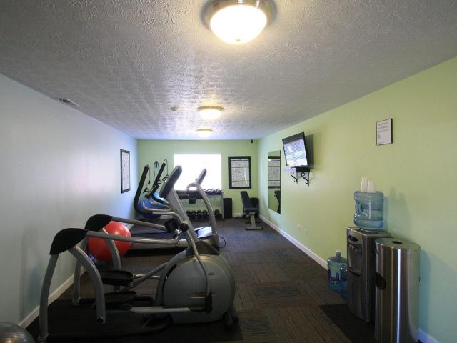 2 BR, 1.5 BA Apartment 75 N Orchard Dr Unit 1257, Warsaw, IN 46582