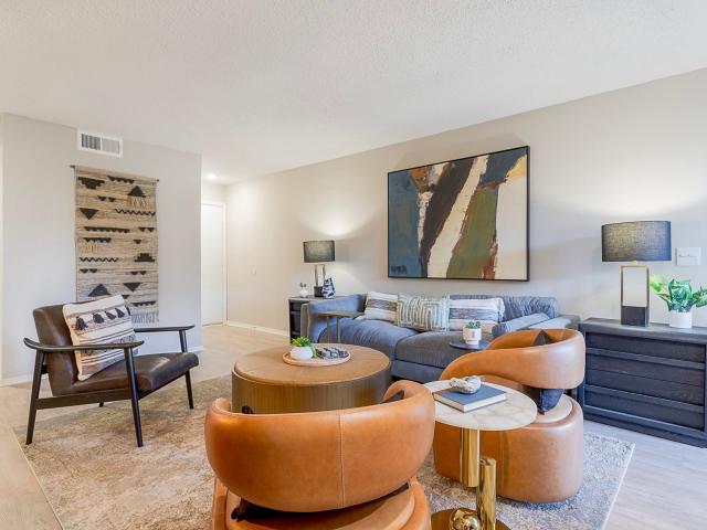 2 BR, 1.5 BA Apartment 777 East 15th Street Unit 439, Edmond, OK 73013