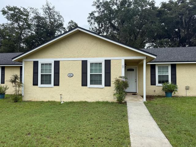 2 BR, 1.5 BA Apartment 805 Meadowbrook Dr, Orange Park, FL 32073