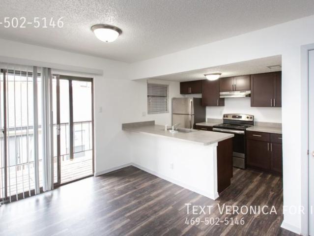 2 BR, 1.5 BA Apartment 8001 Gessner Dr Austin, TX 78753