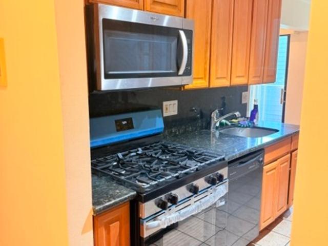 2 BR, 1.5 BA Apartment 828 Main Street, Unit F, Belleville, NJ 07109