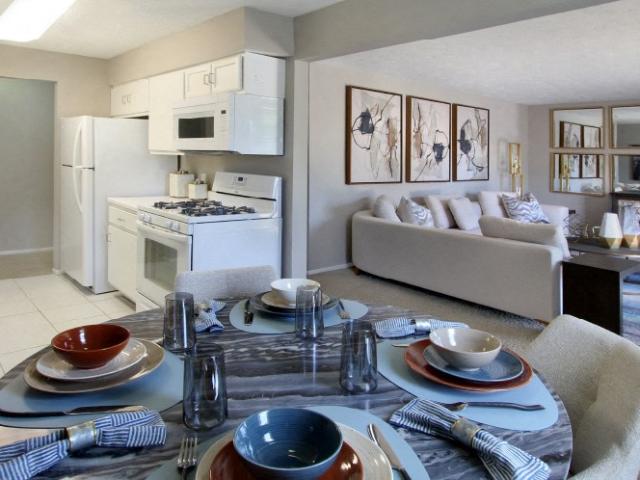 2 BR, 1.5 BA Apartment 8220 S 87th St Unit B13, La Vista, NE 68128