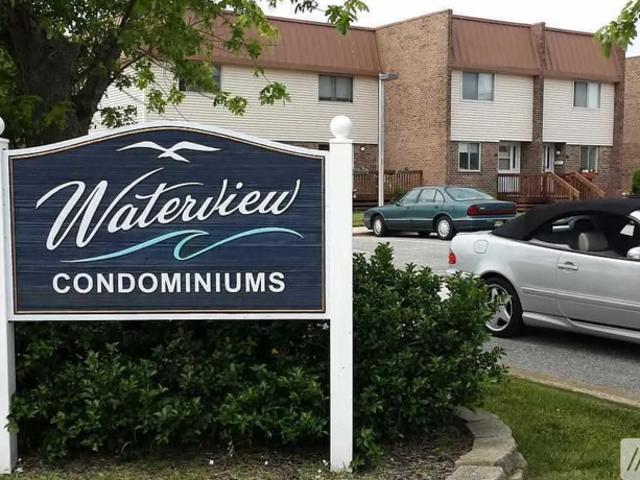 2 BR, 1.5 BA Apartment 838 Marshall Court, Ventnor, NJ 08406