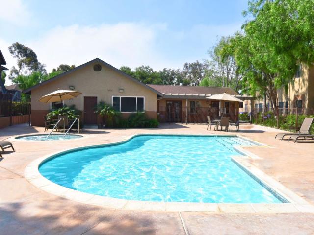 2 BR, 1.5 BA Apartment 854 Vine Street Unit 15, Oceanside, CA 92054