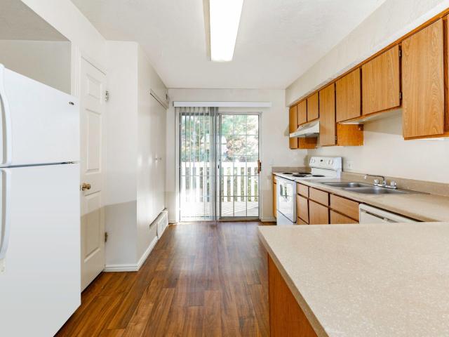 2 BR, 1.5 BA Apartment 850 N. Hwy 89 Unit 8J, North Salt Lake, UT 84054